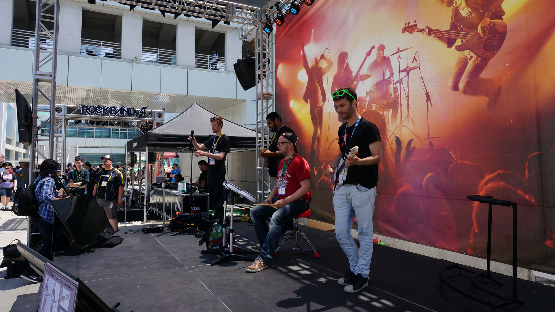 ¿Qué pasó con Rock Band? | Parallax